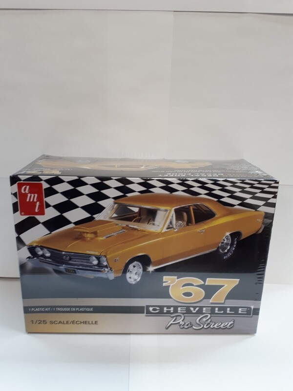 1967 CHEVELLE PRO STREET MODEL KIT, AMT876M