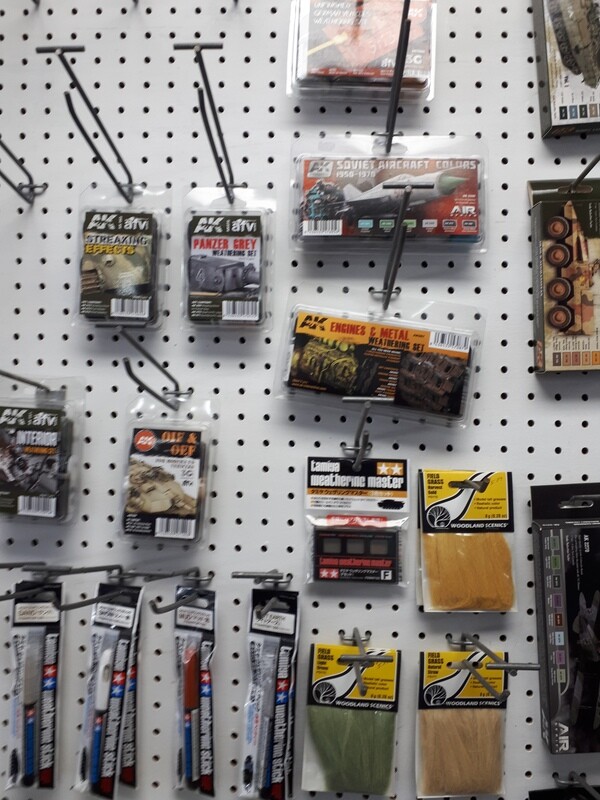 WEATHERING KITS AND DIORAMA PRODUCTS