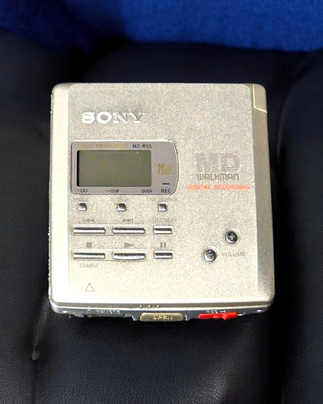 Sony MZ-R55