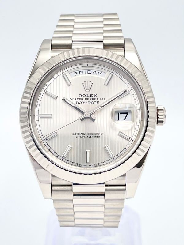 Rolex DayDate 40mm 228239 18ct White Gold Silver Motif Dial President ...