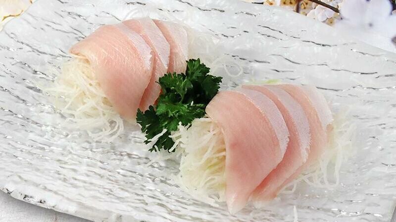 Hamachi Toro Sashimi