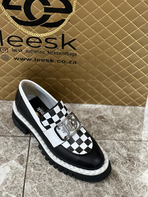 Leesk authentic clothing