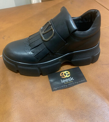 Leesk authentic clothing