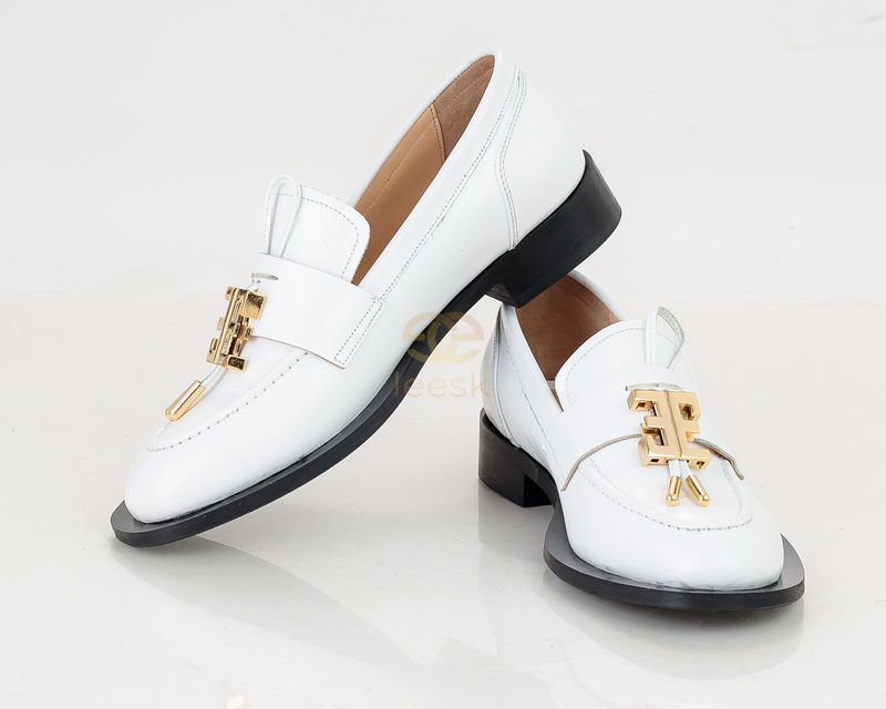 Melody classic white shoe