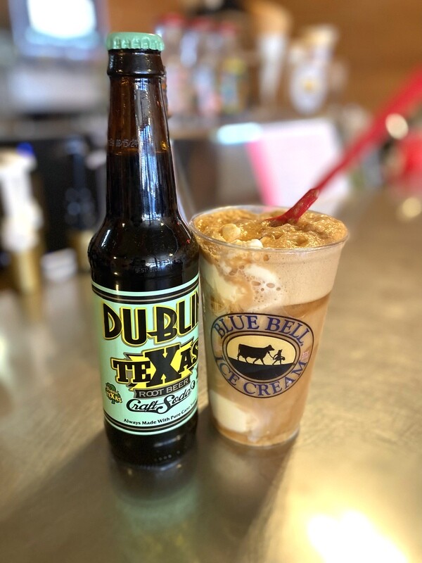 20 Oz Root Beer Float