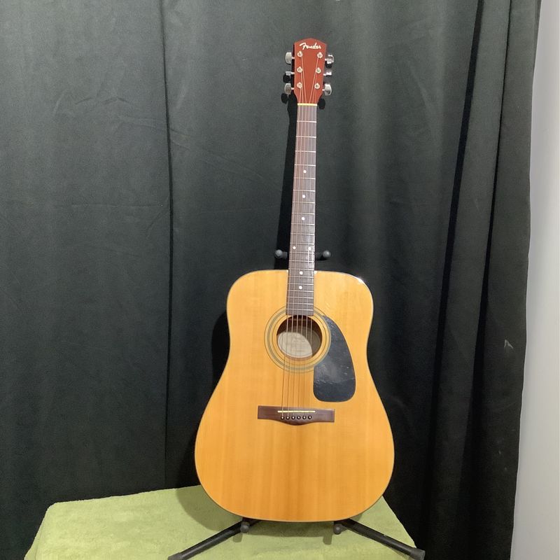 Acoustic Guitars