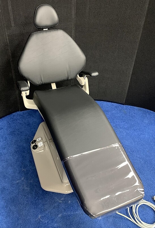 ADEC 1020 Decade Dental Patient Chair - Seamless Vinyl Upholstery ...