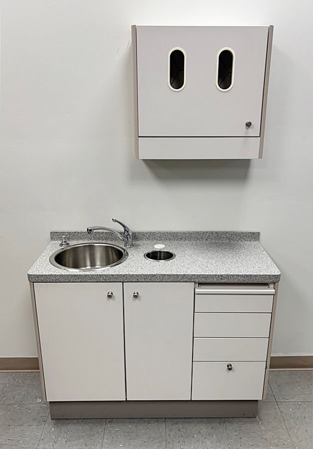 ADEC 5531 Side Cabinet w/ Sink - ADEC 5730 Upper Glove Box (White - Tan ...