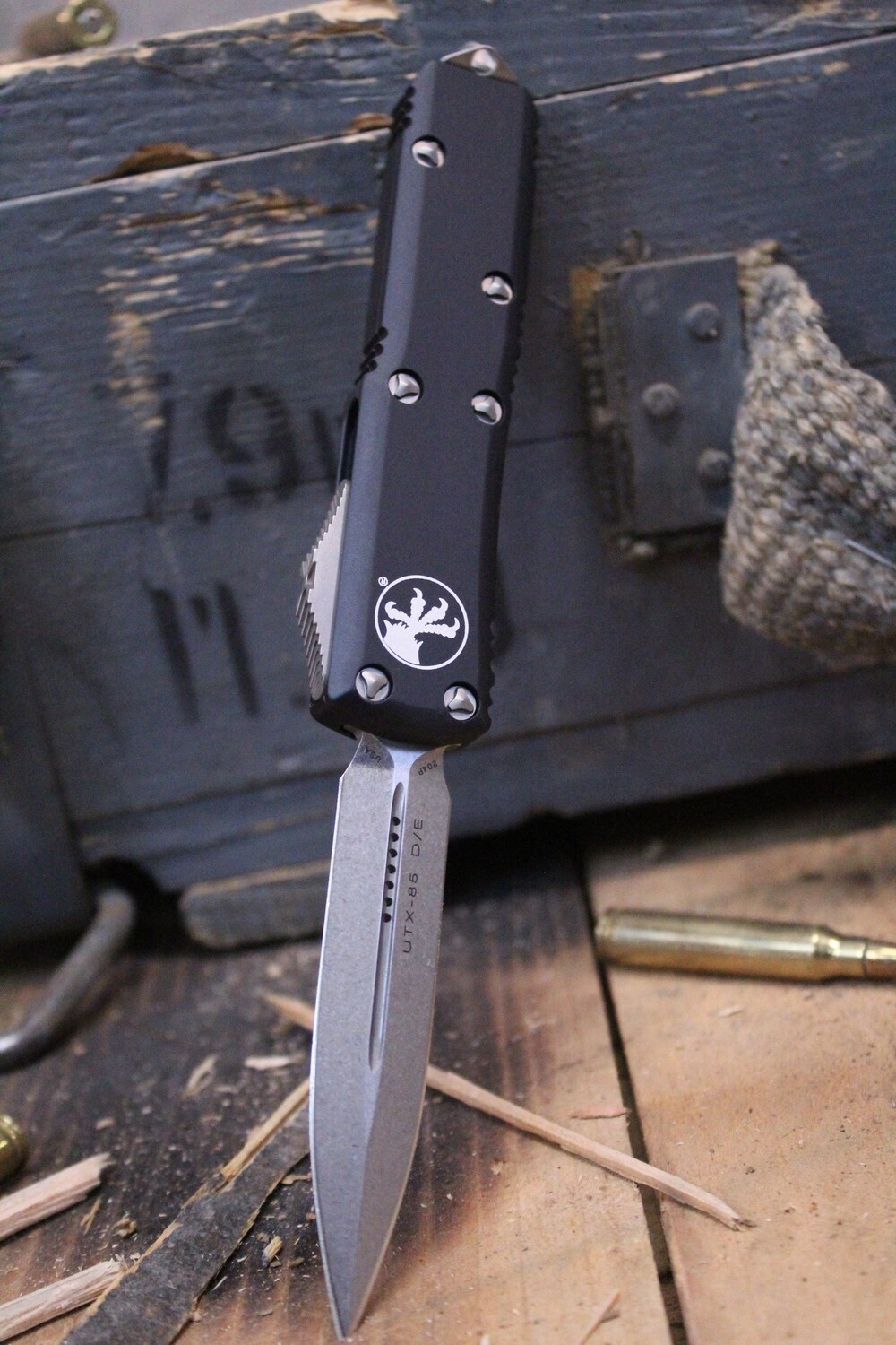 Microtech UTX-85 D/E 3.125" OTF Automatic / Black Aluminum / Stonewash