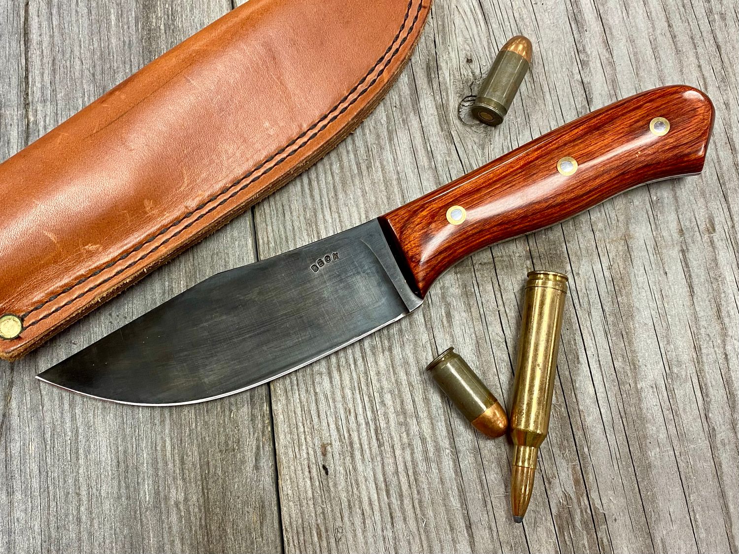 Beck Knives 5" Woodlore Fixed Blade / Red Dymondwood / Blued 01 High ...