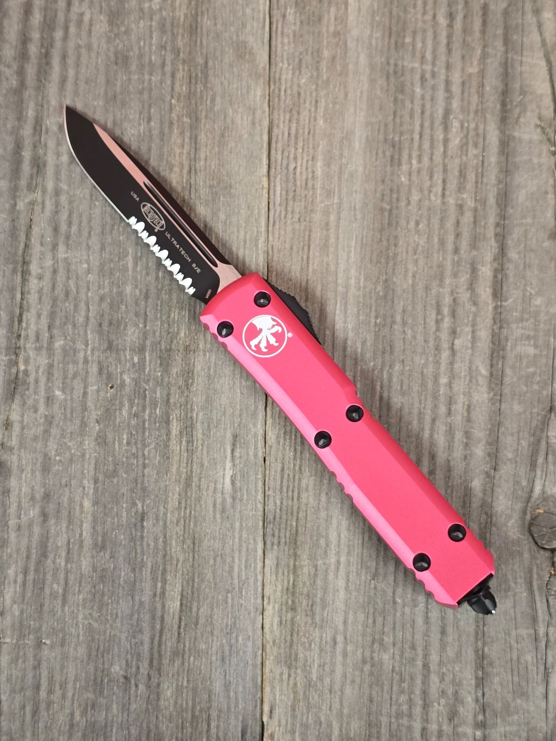 Microtech Ultratech S/E OTF / Pink Aluminum / Two Tone Partially Serrated M390