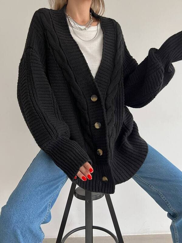 Buttoned Oversized Knit Black Cardigan