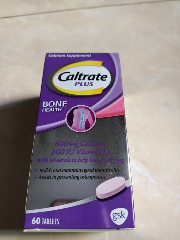 Caltrate plus (Calcium plus Vitamin D) gsk