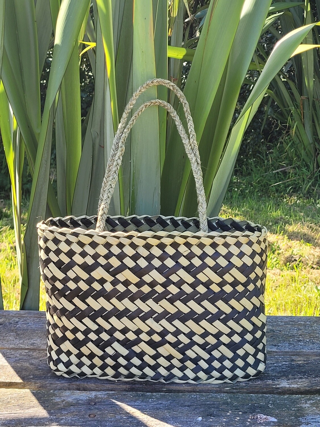 Large Kete