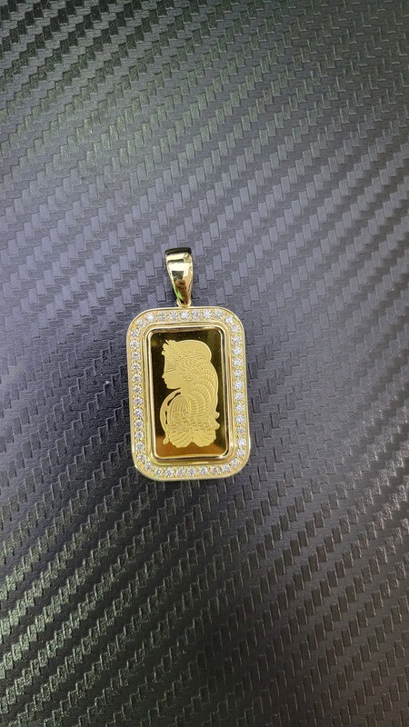 10 GRAM PAMP SUISSE LADY FORTUNA PENDANT W/DIAMOND BEZEL