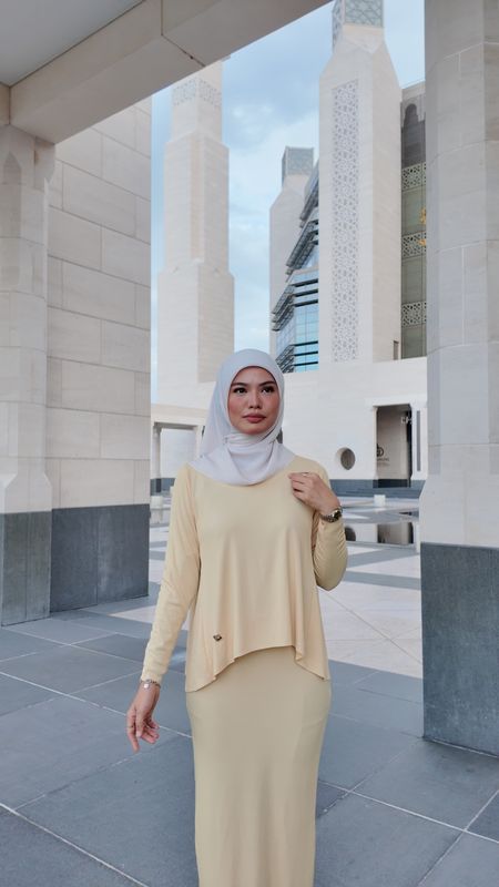 Keyla Set in Baby Yellow