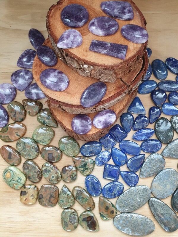 Cabochons NZ | Crystal & Gemstone Cabochons for Jewelry Making