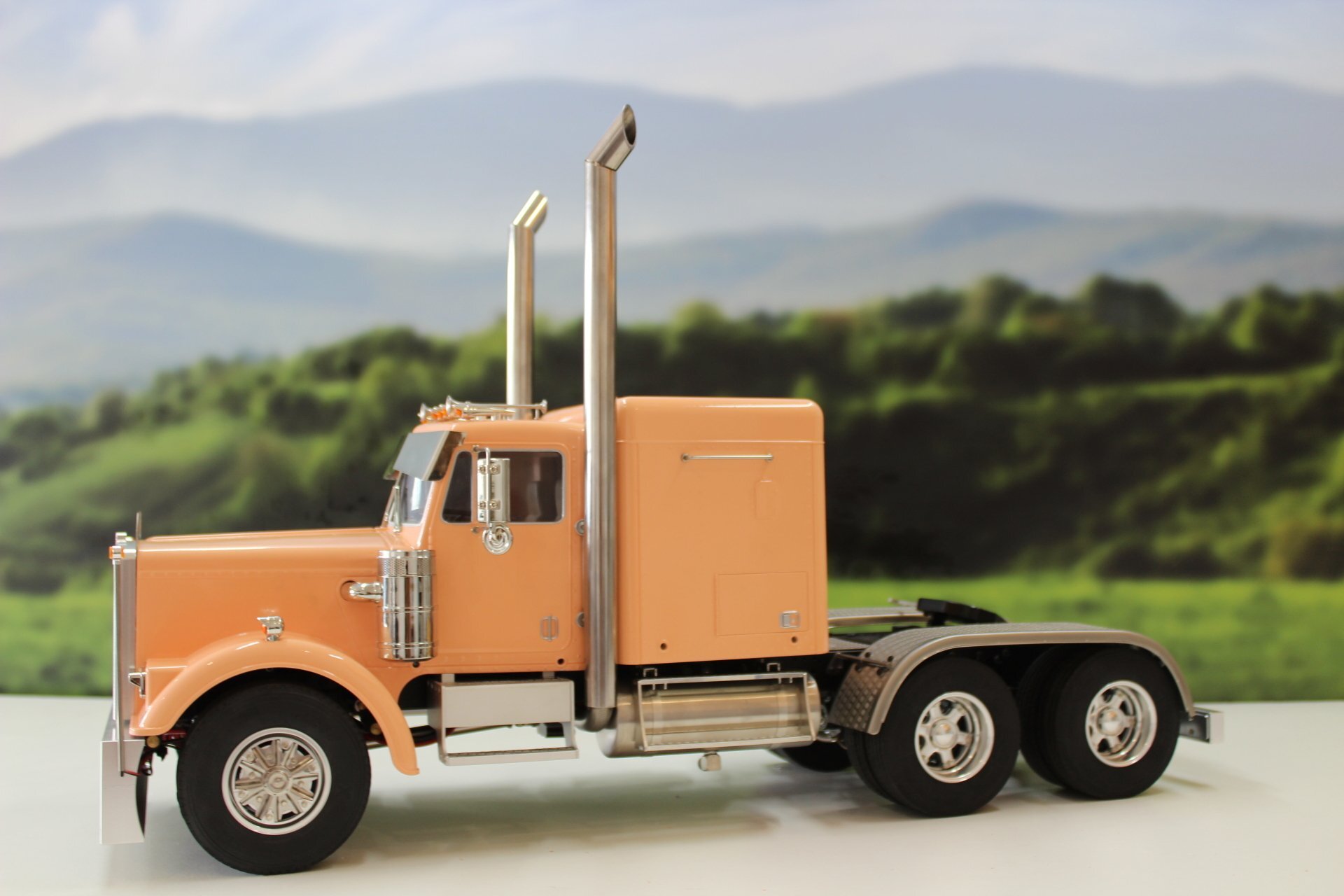 Largest selection of Model RC 1/14 scale Trucks & Machinery