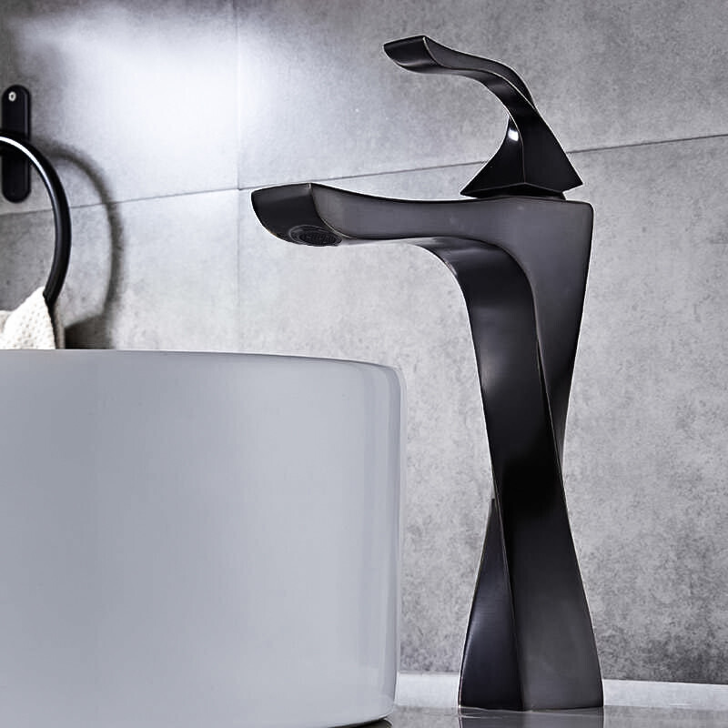 خلاط حوض عالى ملفوف ZX 212040 B لون اسود مط مستورد من كواترو