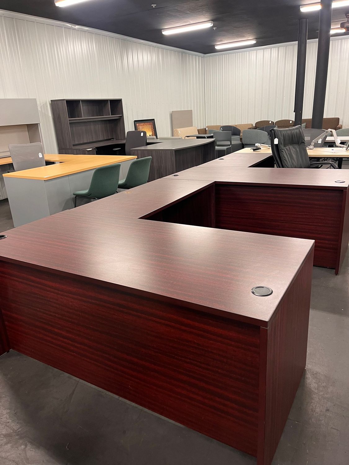 Mahogany Single Ped L Desks