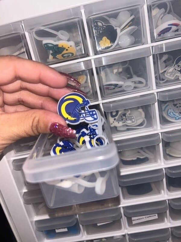 ST18