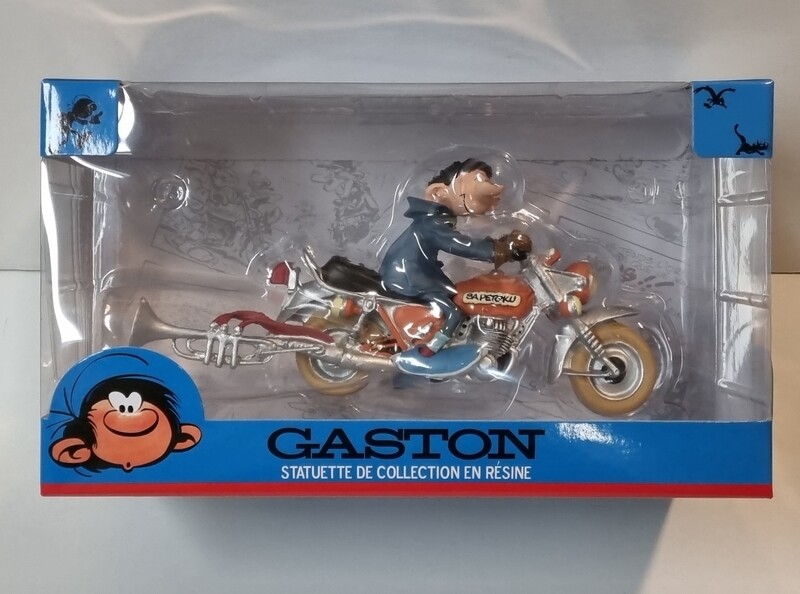 Beeld Guust Flater op Motor Gaston Nijmegen