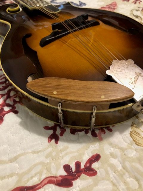 Standard Mandolin Armrest E.F.