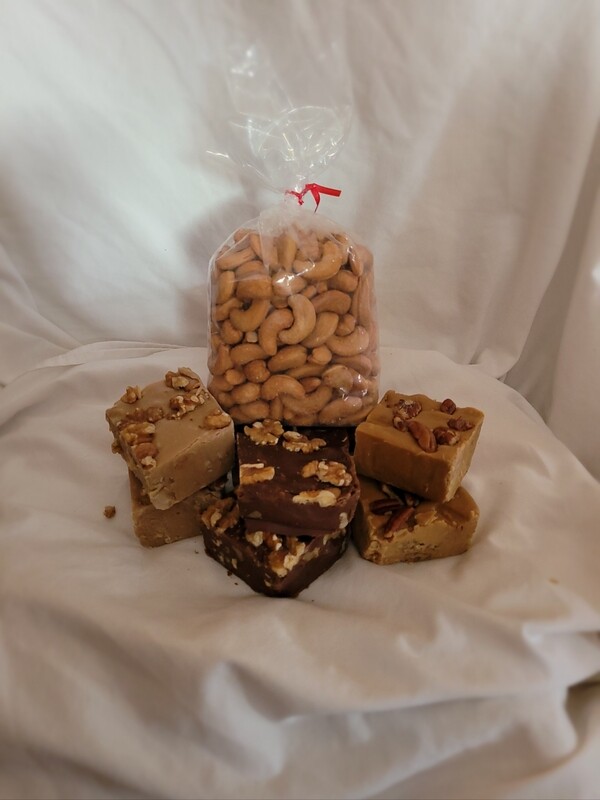 Perry's Nut House | Homemade Fudge, Fresh Nuts, Gifts & Curiosities ...