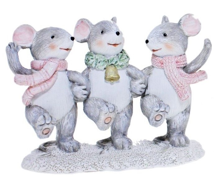 3 MICE DANCING