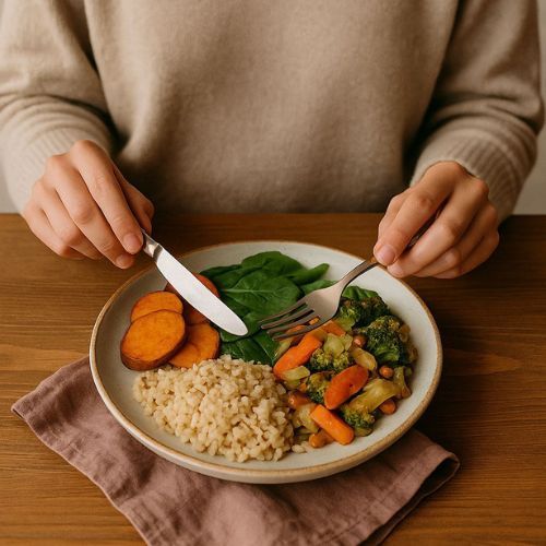 How to Eat With Intention: Rituals for Mindful Eating