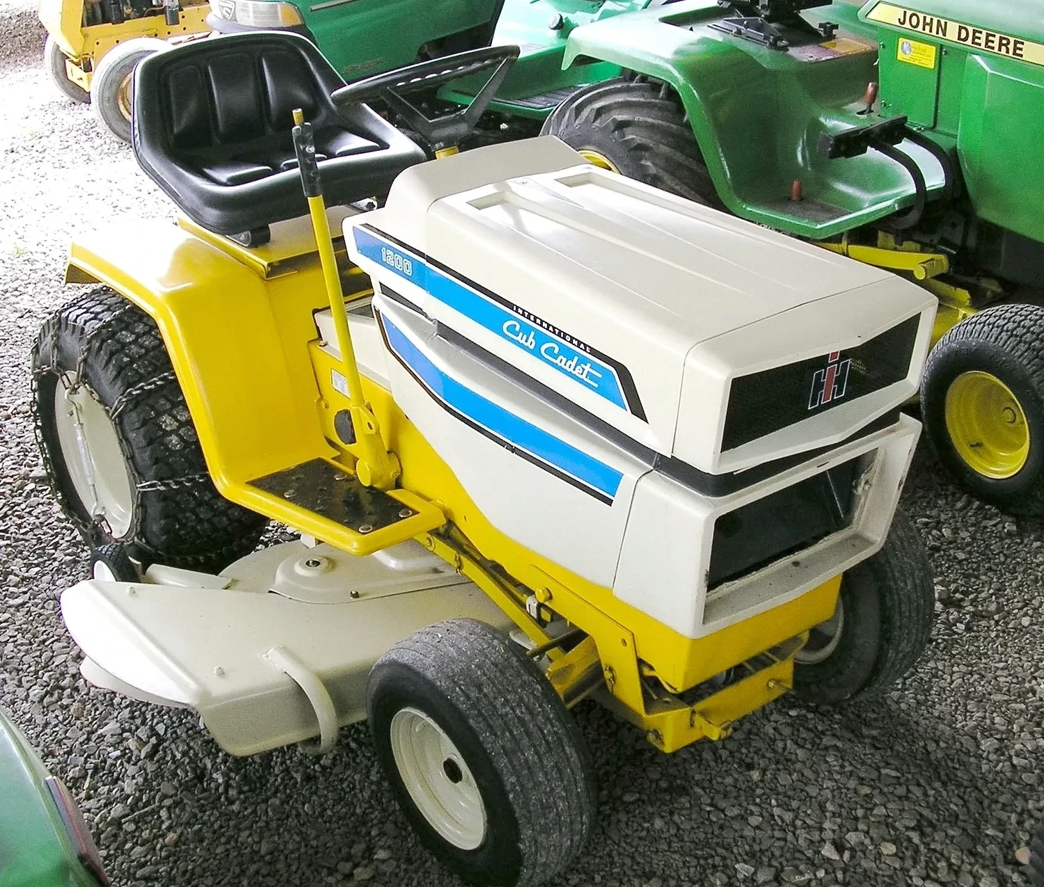 IH Cub Cadet, Models 800-1000-1200-1250-1450-1650