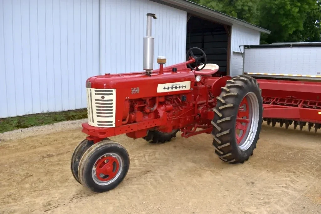 Farmall 350