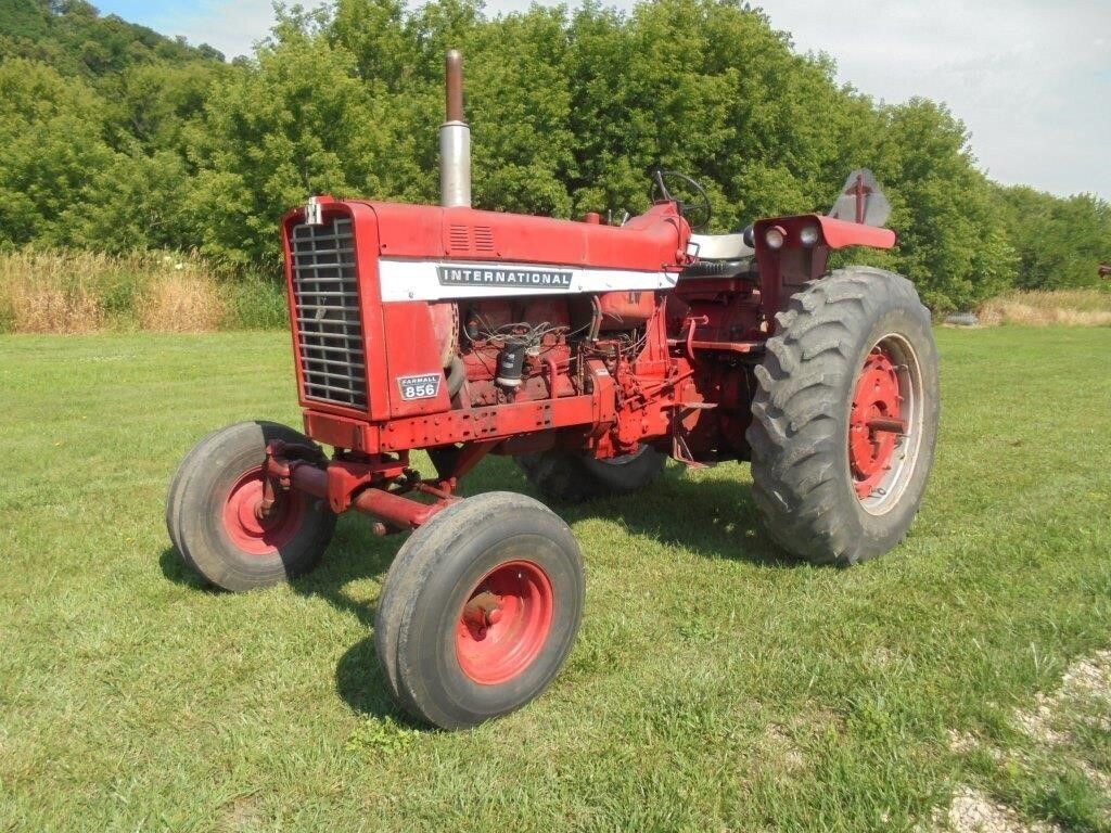 Farmall 856
