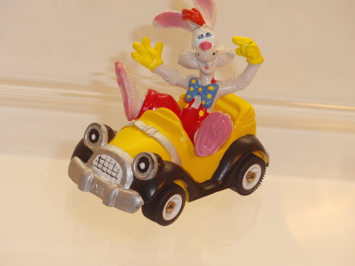 Disney's Roger Rabbit: Bully 1988: Roger Rabbit im Auto (Auto bemalt)