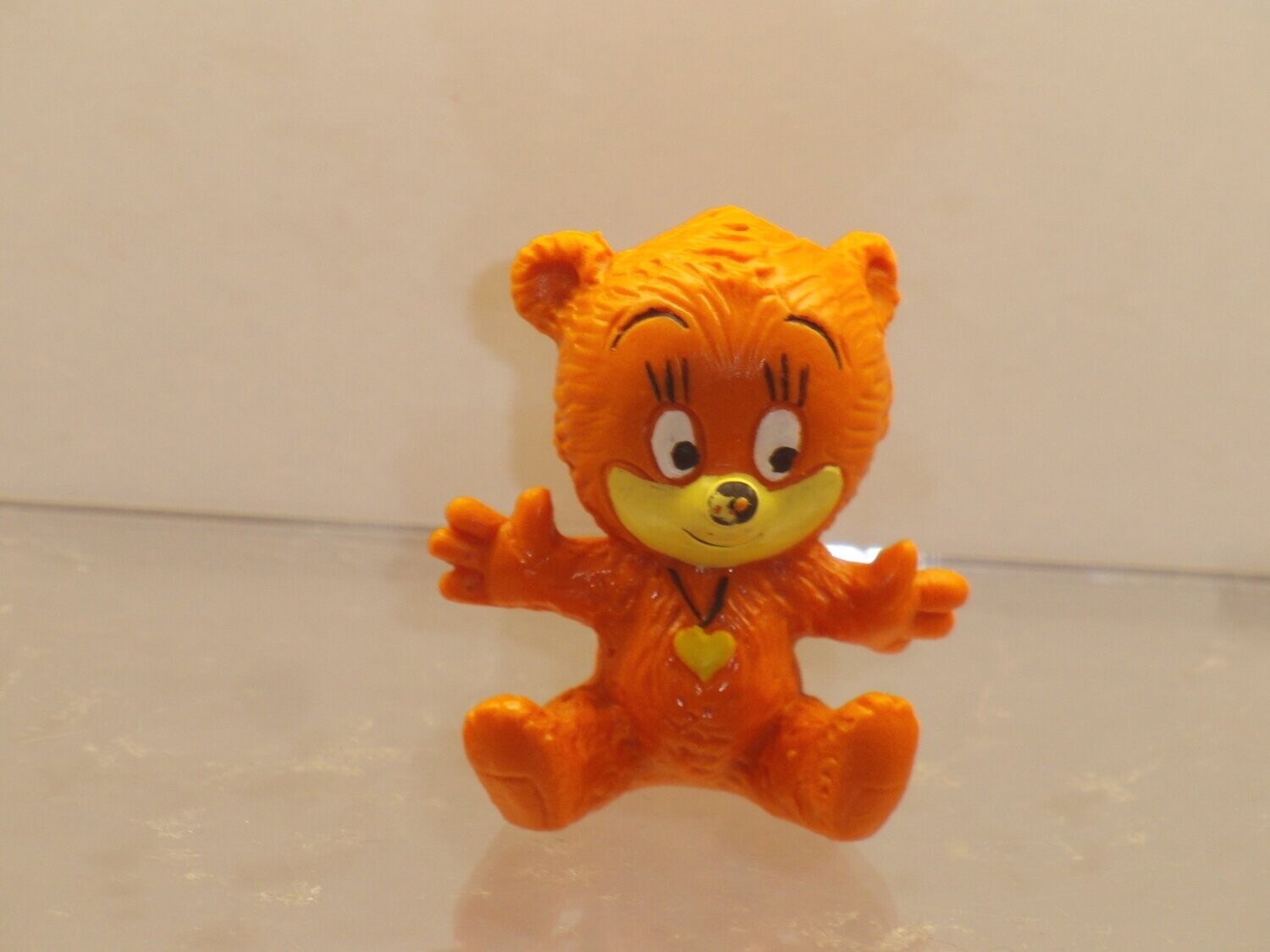 Bussi Bär: Fischer 70er Jahre: Bussi Bär sitzend