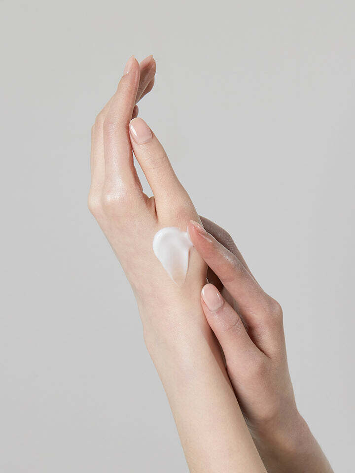 COSRX Balancium Comfort Ceramide Hand Cream Intense