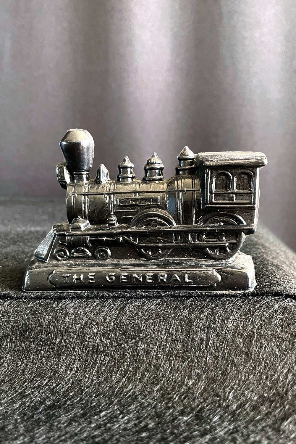 Plastic The General Train Souvenir | Mold-A-Rama Inc.