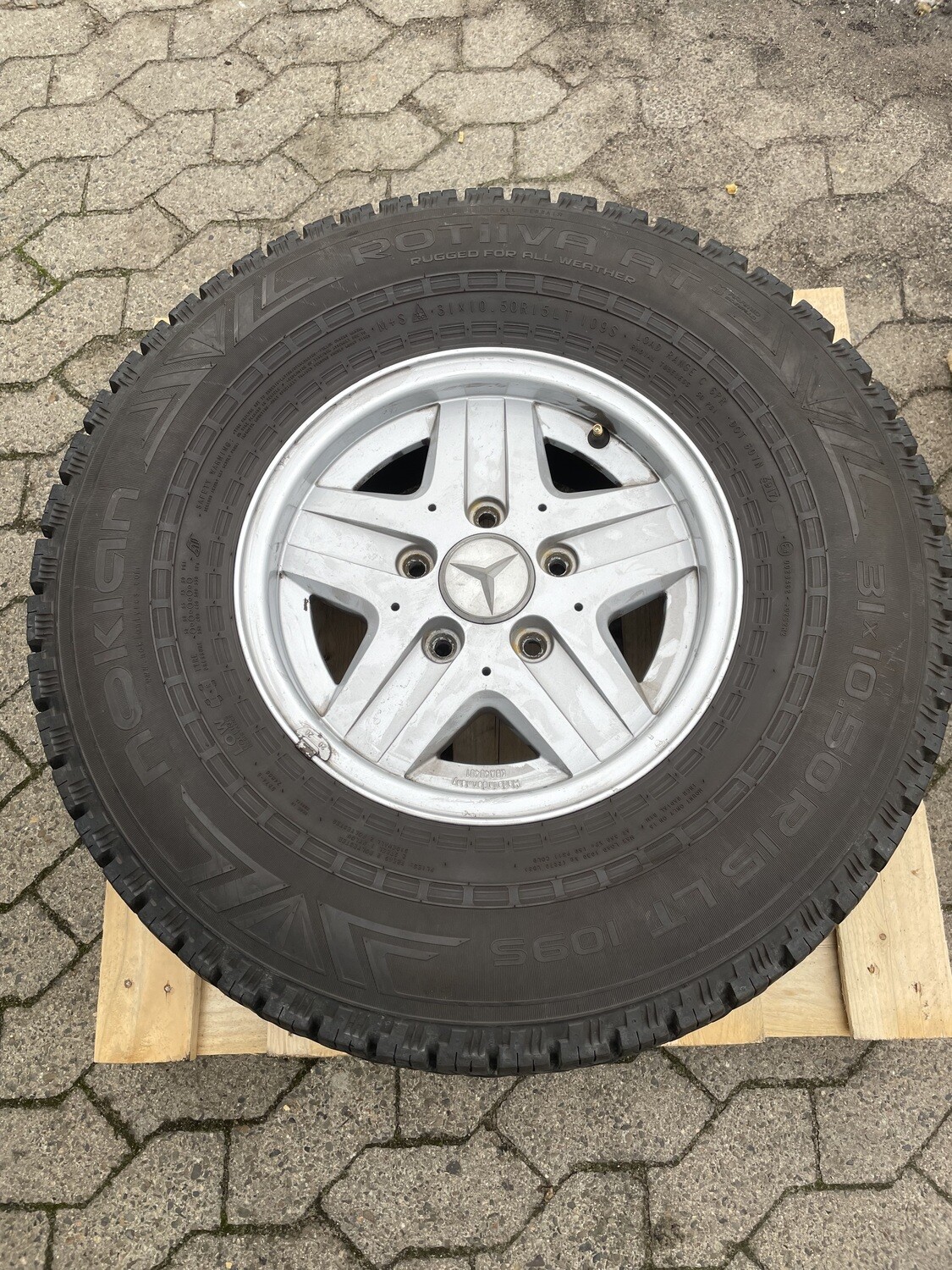 G Klasse MERCEDES Benz GE GD ATS 4x ALUFELGE FELGE 7x15 ET37 mit Reifen ...