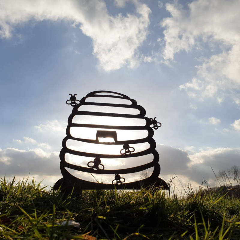 Silhouette beehive | Metal Animal
