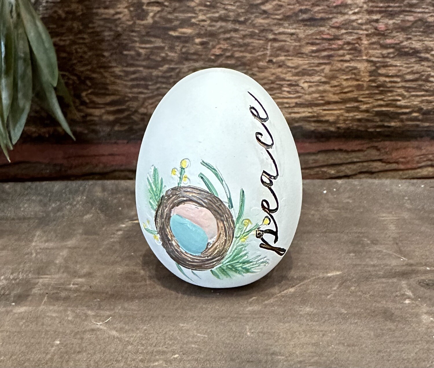 GLOBE PLANT LIGHT GREEN