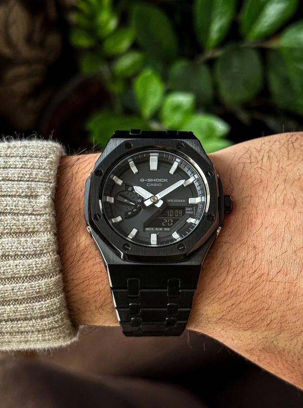 G-SHOCK CasiOak Full Black-with black and white watch dial