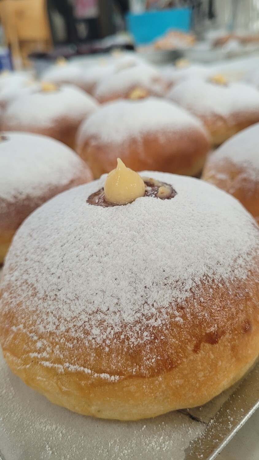 Cream Bun "Bomba"