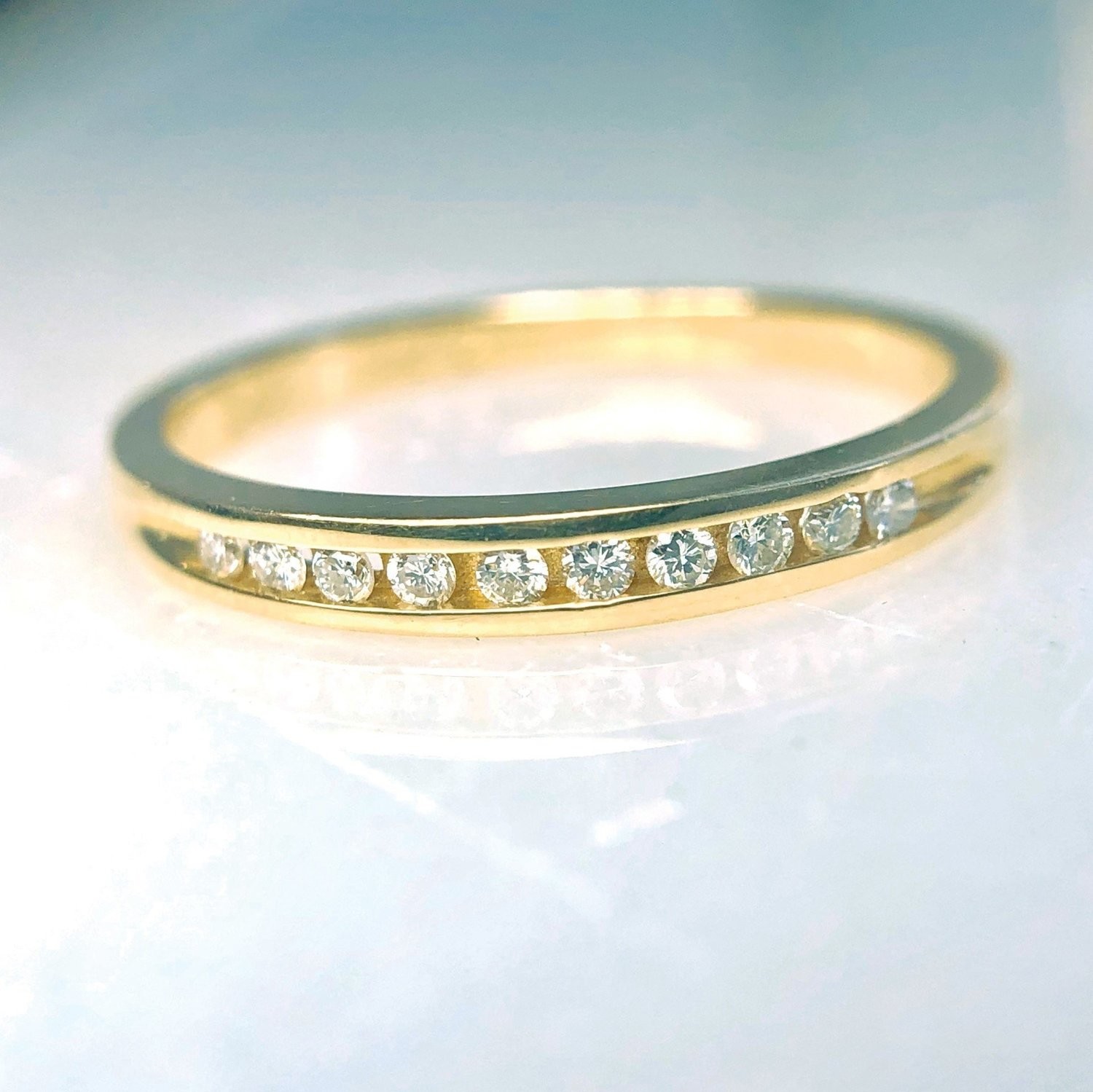 22405625 14k Yellow Gold 1/10cttw Diamond Channel Band