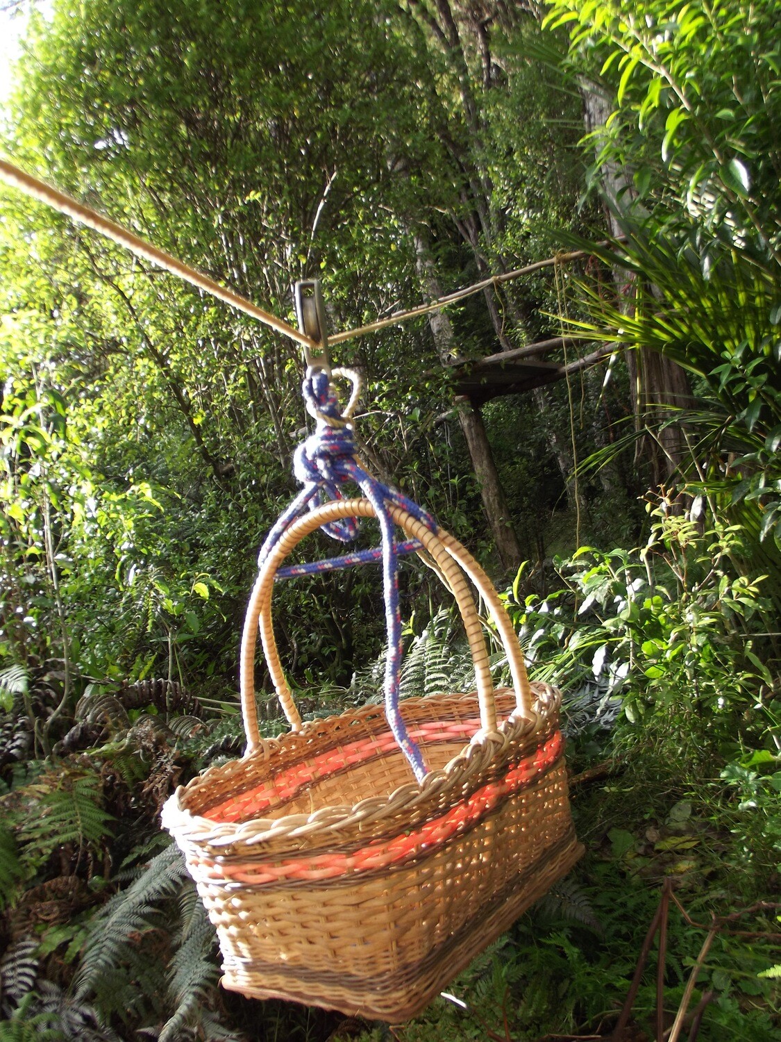 Lashing, knots and structures