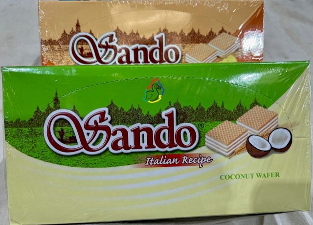 Sando Coconut Flavour Wafer 32g