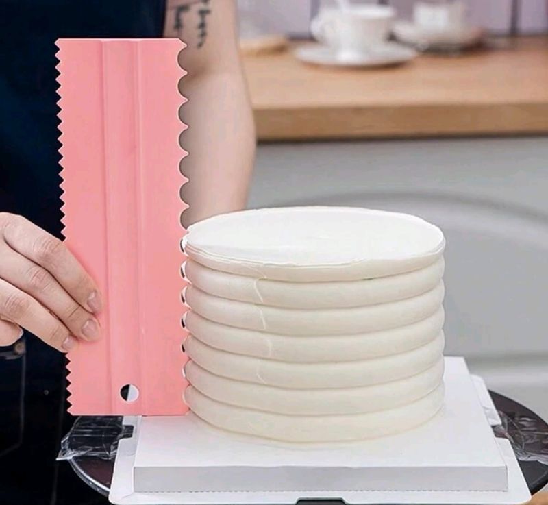 Cake Scraper