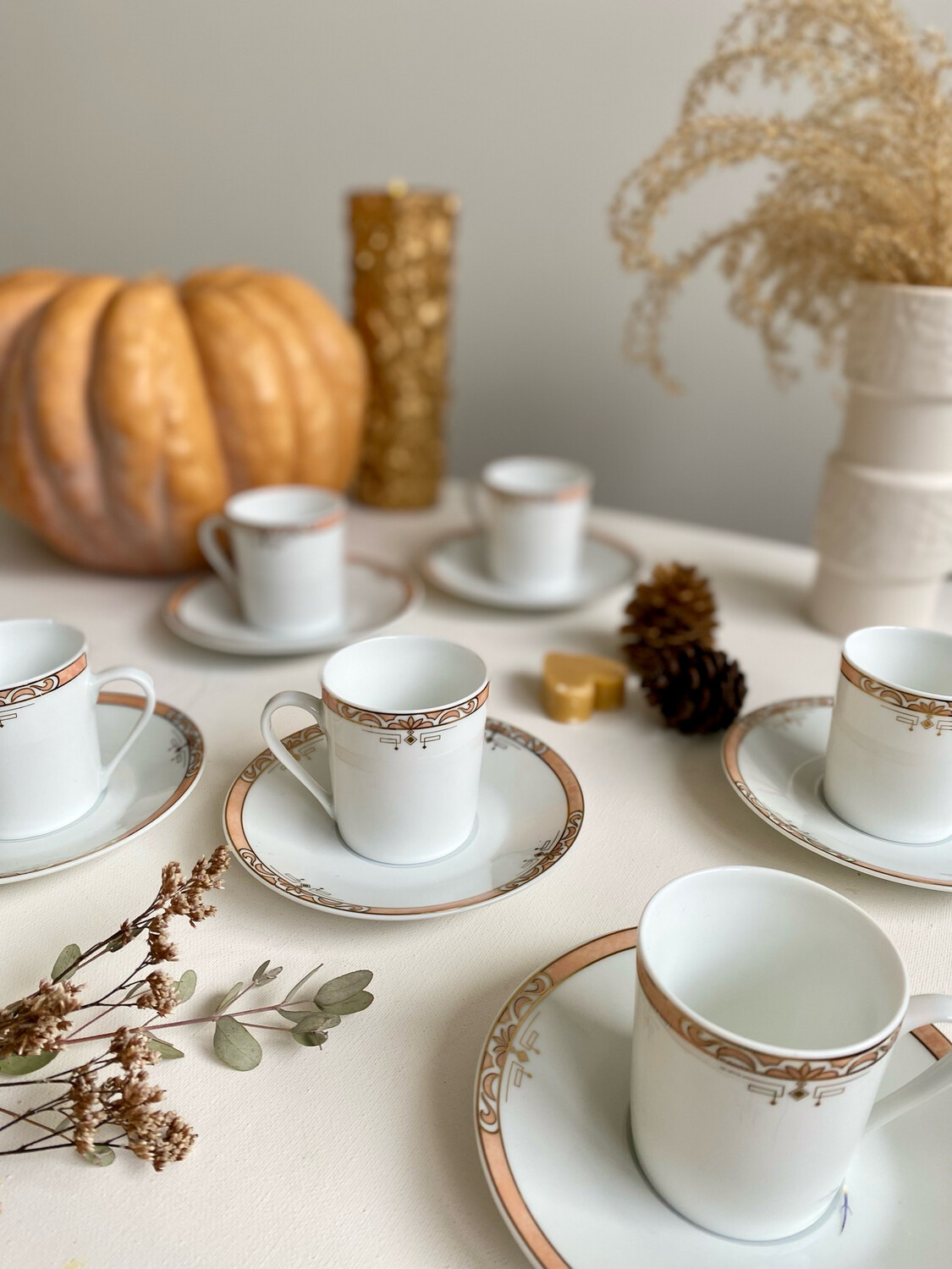 Service à café 12 pièces - Porcelaine de Sologne Service à café 12 pièces - Porcelaine de Sologne