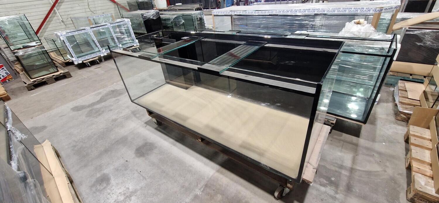 Aquarium 200x70x70 cm + RVS frame 200x70x90 cm( met overloop, OPTIWHITE ...