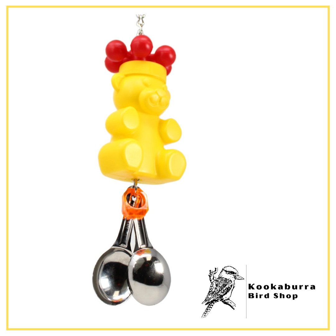 5 Tips to Help Stop Your Parrot From Screaming