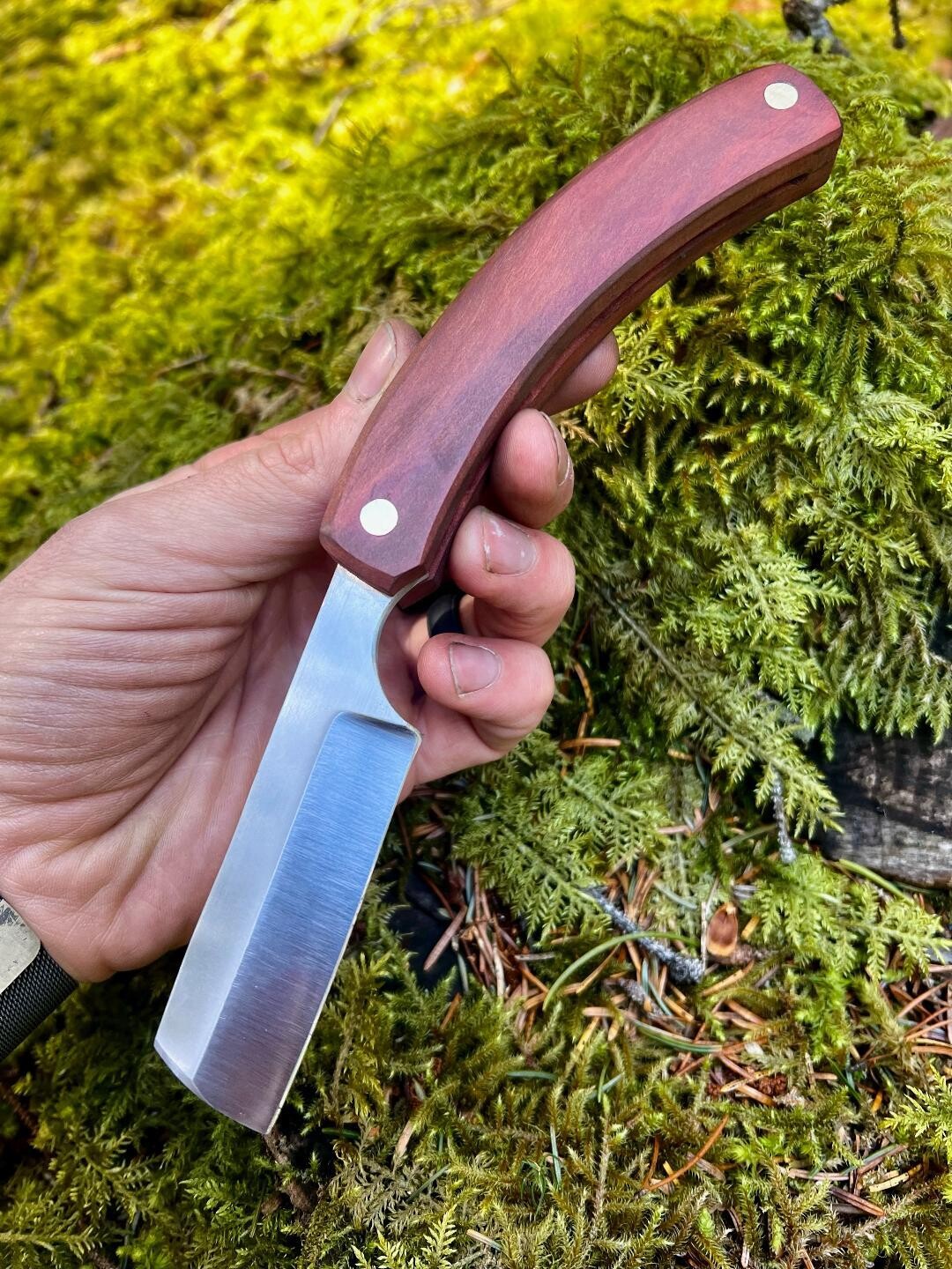 Barrett Knives Straight Razor + Beard/Stache Comb